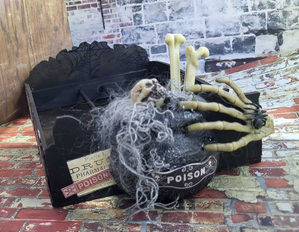 Online Class - The Crypt Keeper – Everything Mixed Media